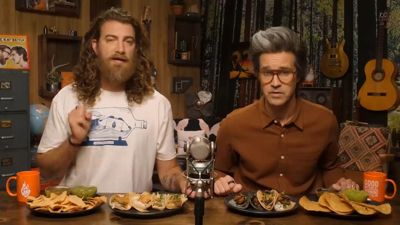 GMM 2621: Oldest vs. Newest Mexican Restaurant (Taste Test) - Good ...
